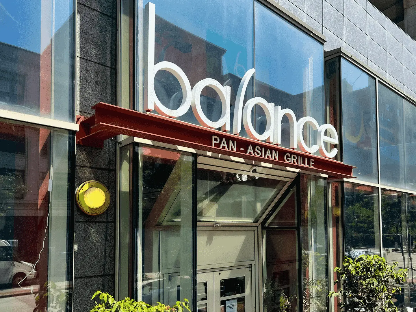 Healthy Bowls, Tacos & Bubble Tea in Downtown Cleveland