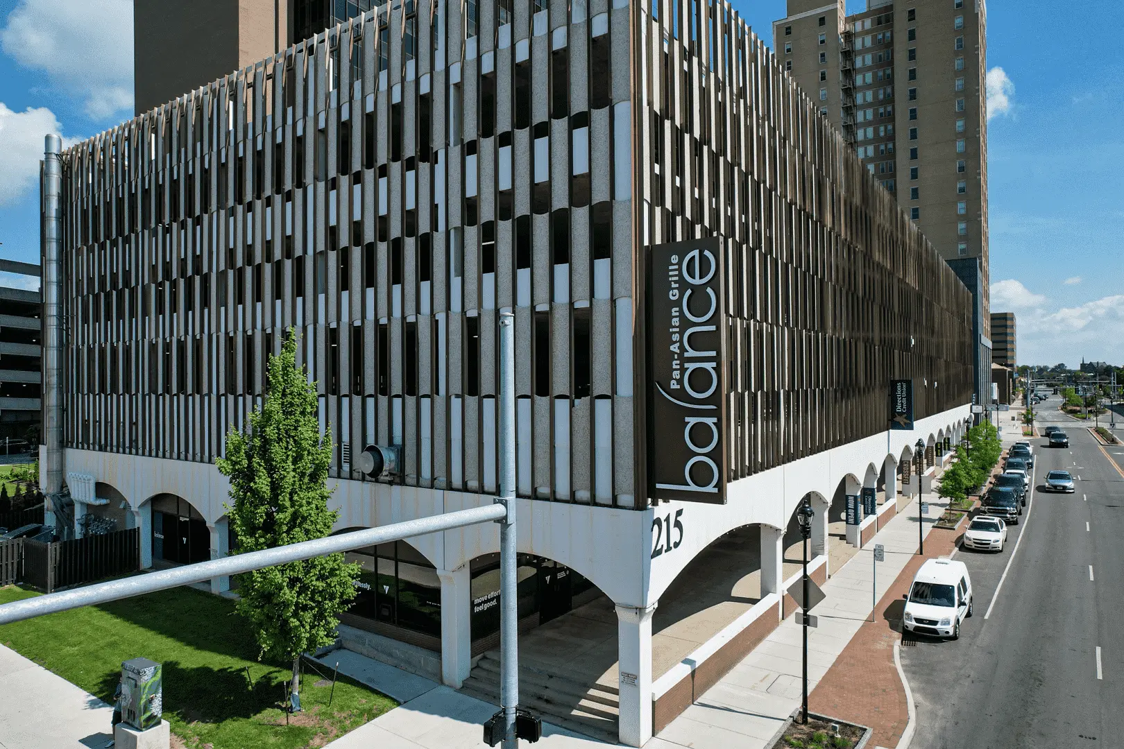 Healthy Bowls, Tacos & Bubble Tea in Downtown Toledo